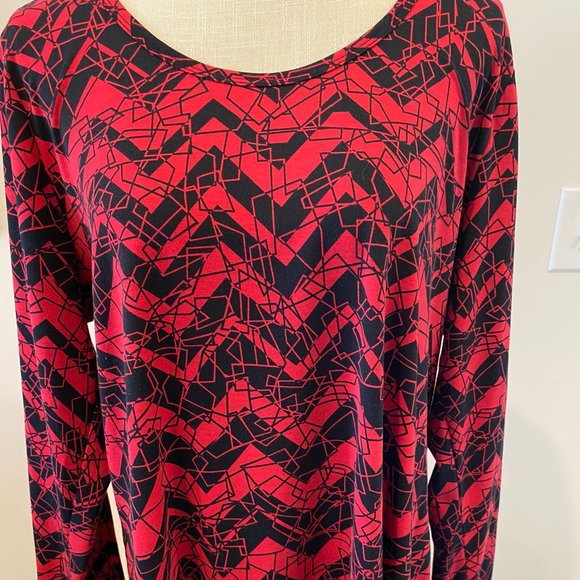 LuLaRoe | Tops | Lularoe Lynnae 2xl Nwt | Poshmark